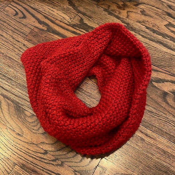 Mark & Graham | Accessories | Red Snood | Poshmark